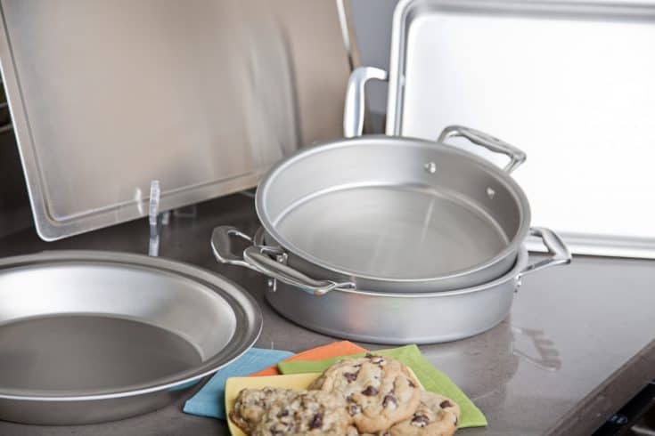 Best Baking Pans & Baking Dishes Made in America • USA Love List